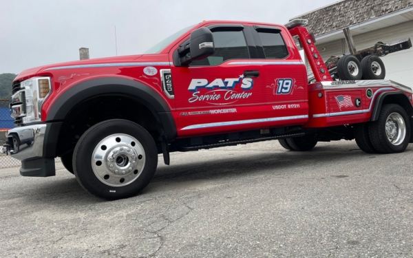 Fast Towing in Worcester MA | Pat's Service Center